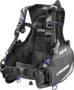 Backplate & Wing BCDs for Diving: Ultimate Guide To BP&Ws